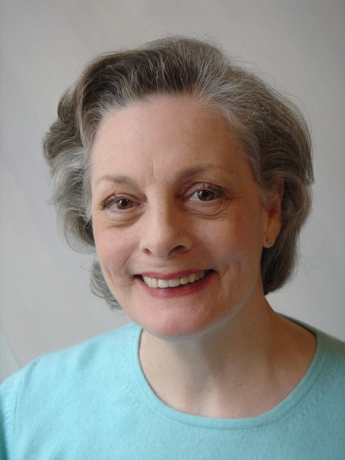 Head Shot Gallery – Dana Ivey