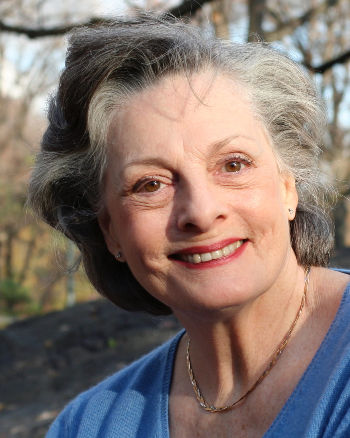Head Shot Gallery – Dana Ivey
